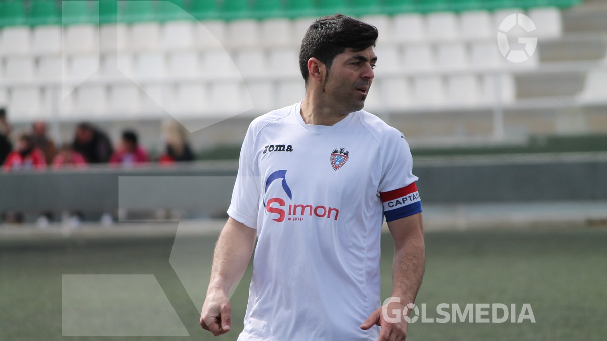 Javi Navarro: “La clave del Rayo Ibense es el vestuario, somos como ...