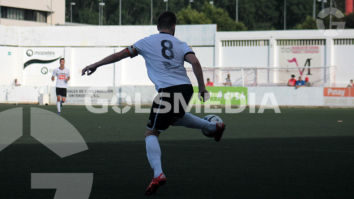 Dos tantos de Fernando Doménech en un minuto dan los tres puntos al ...