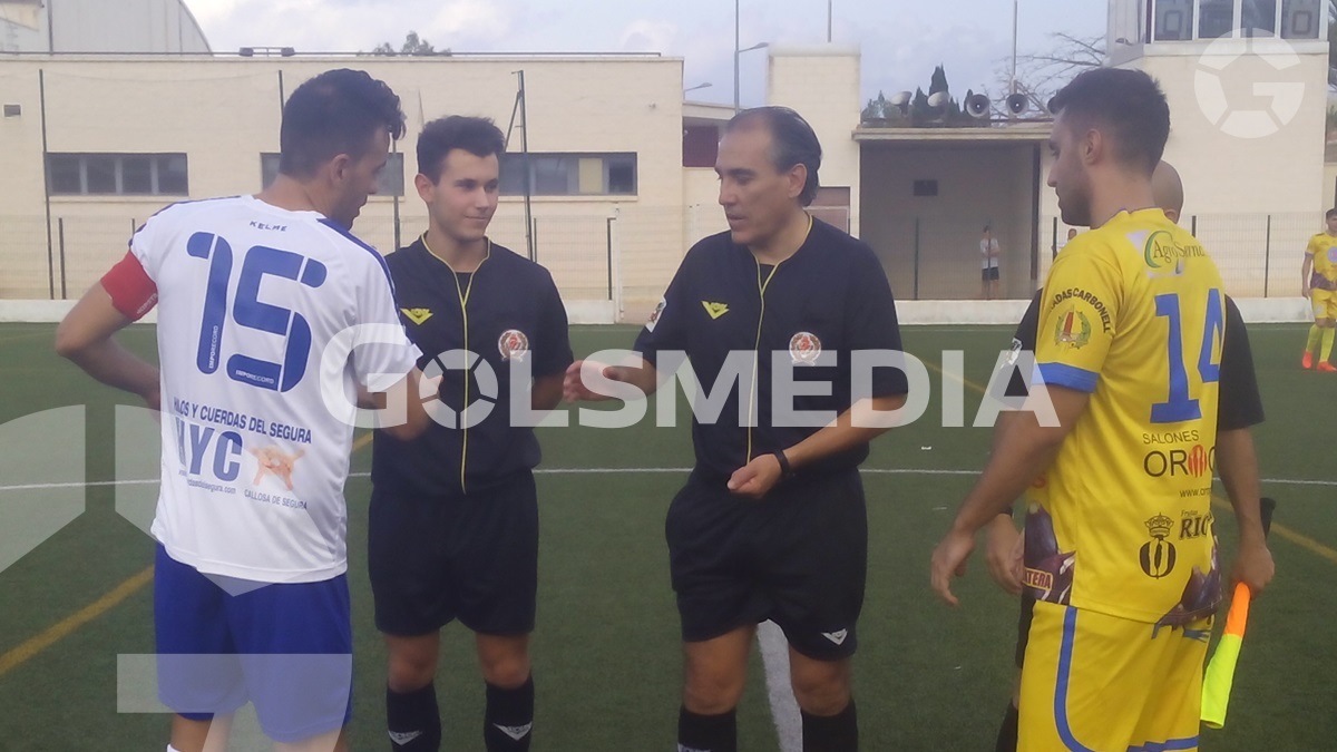 En el Albatera - Callosa, dos estilos muy distintos se reparten los ...