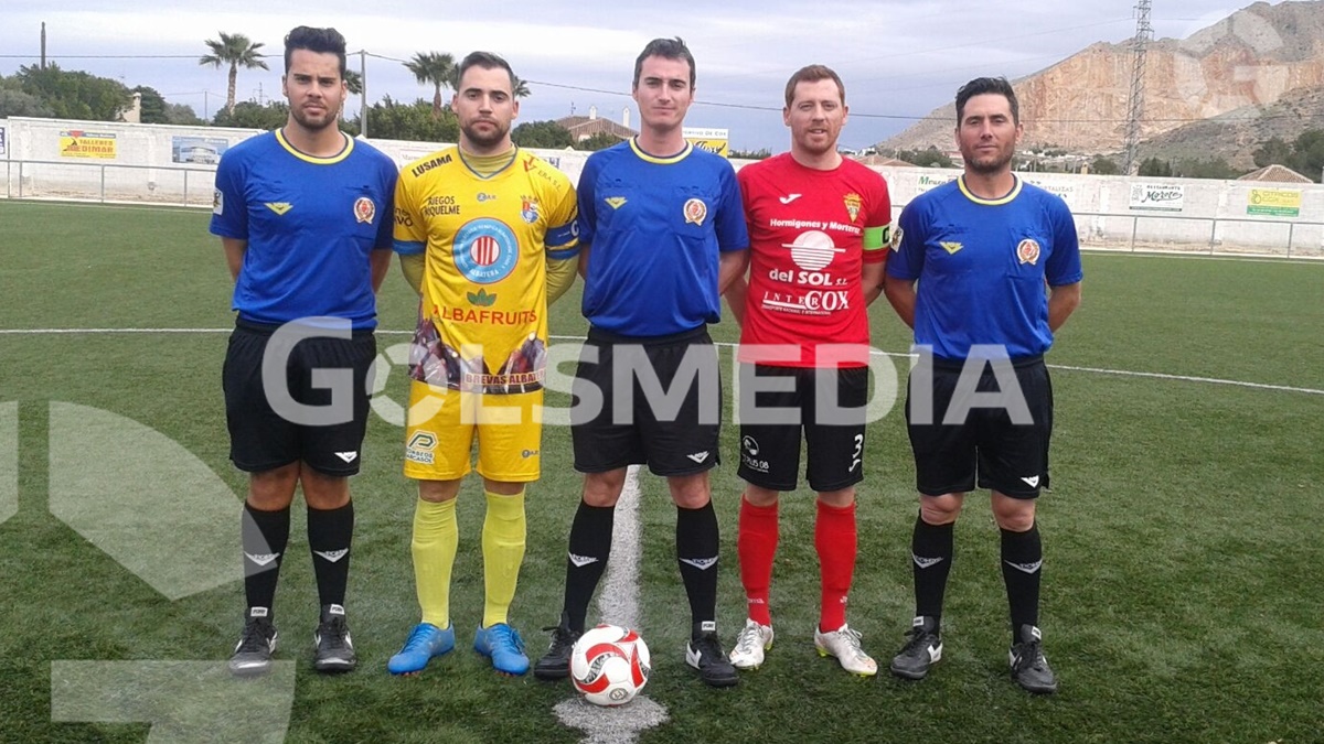 El Albatera tumba al CD Cox en los minutos finales - Golsmedia