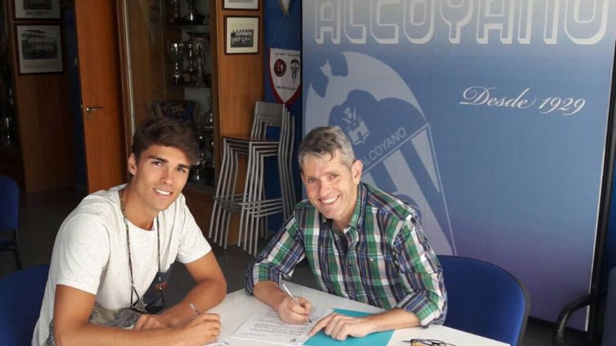 Javier Ribelles "cuelga las botas" en su mejor momento para centrarse ...