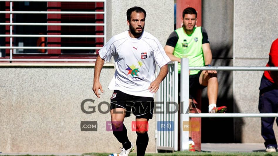 Jesús Suárez entre las tres novedades del Paterna - Golsmedia