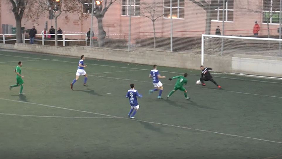 VÍDEO | El Almoradí aprovecha este error defensivo del Villena para ...