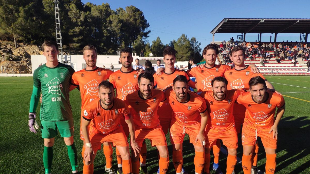 El Atzeneta UE vuelve a ganar y ya mira la parte alta de la tabla ...