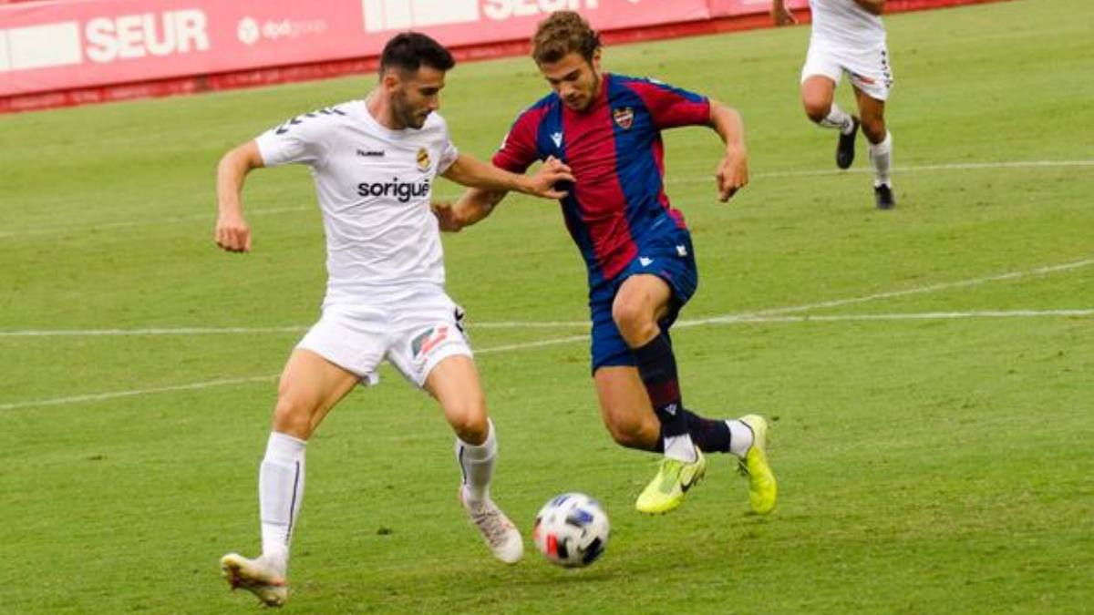 Fermín Rodríguez firma por un Tercera - Golsmedia
