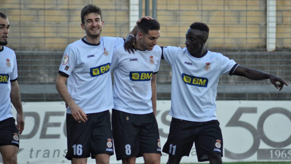 El Real Unión de Irún es el nuevo líder del grupo 2-A - Golsmedia