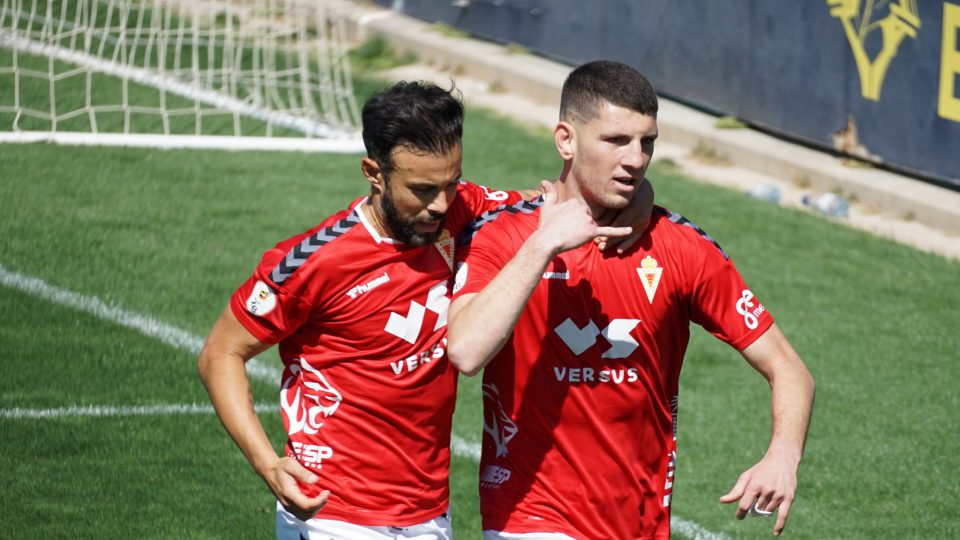 El Real Murcia CF se queda sin su máximo goleador para la próxima ...