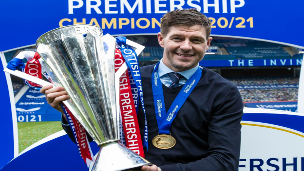 La leyenda Steven Gerrard vuelve a la Premier League ¡ahora como ...