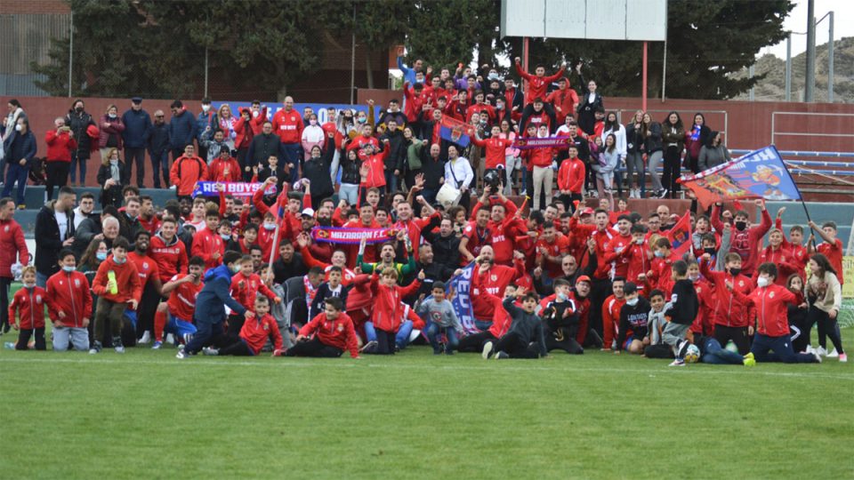 El Mazarrón FC cree, Pablo López: "Cada domingo es un vivir o morir y ...