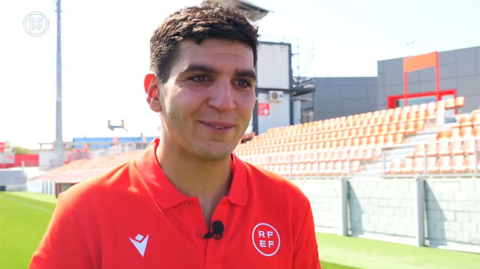 La emotiva historia de David García: así ha vuelto a arbitrar tras ...