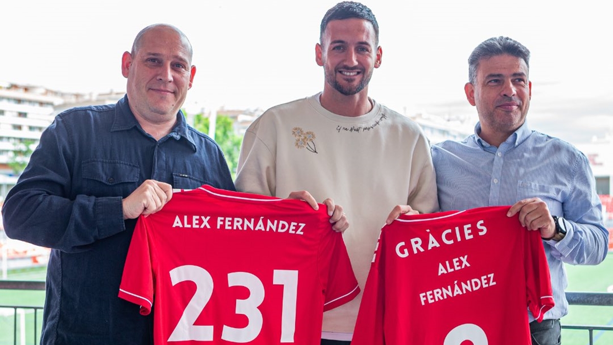 Así fue el emotivo adiós de Álex Fernández tras ocho temporadas en el ...